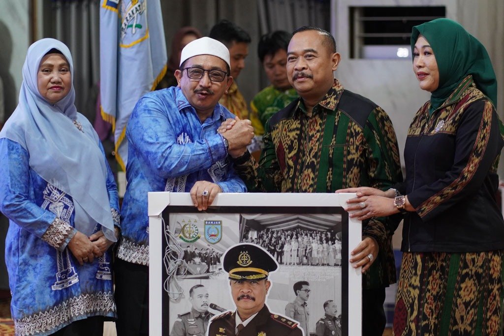 Pindah Tugas, Wabup Banjar Ucapkan Terimakasih Kepada Rudi Hartoko ...